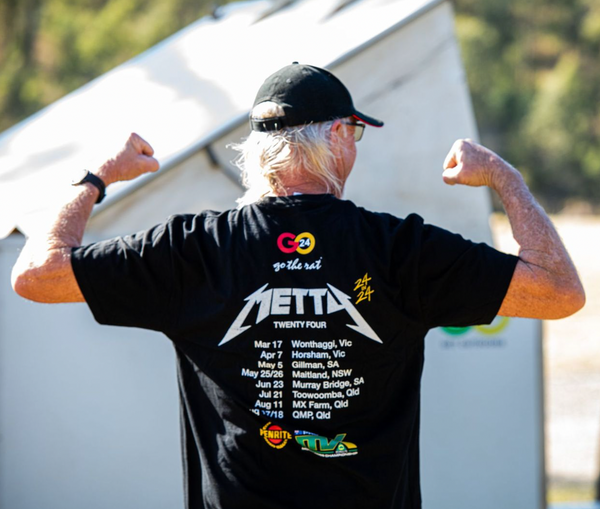 Brett Metcalfe 'Metty 24' Tee – Go The Rat Racing